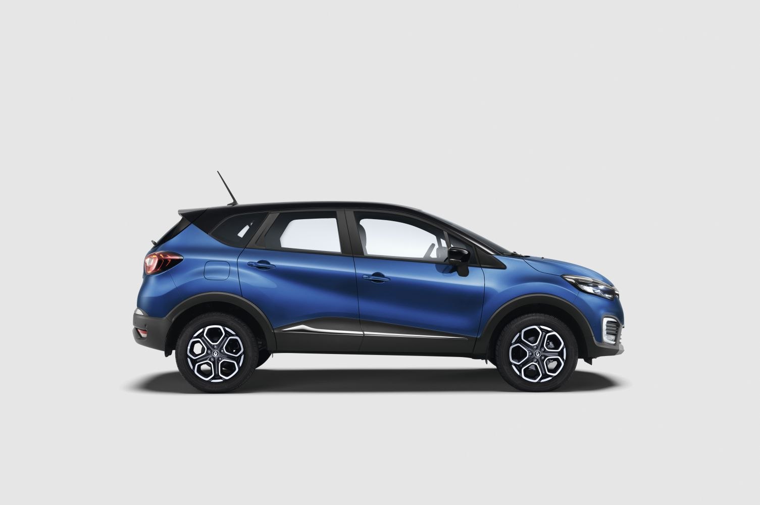 Renault Kaptur technical specifications and fuel economy